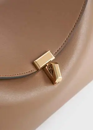 TOTEME T-lock Leather Clutch - Camel