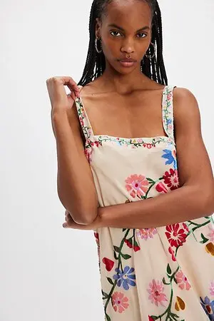 green emerald velvet dress Falling Petals Floral Applique Midi Dress – VICI main image 1
