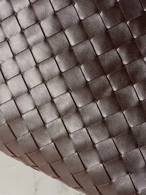 Bottega Veneta Hop Small Intrecciato Leather Tote - Brown