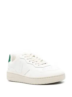 VEJA V-90 Sneakers