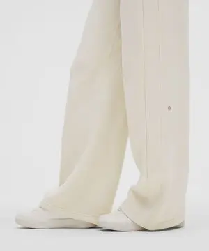 Lululemon Scuba Mid-rise Wide-leg Pant