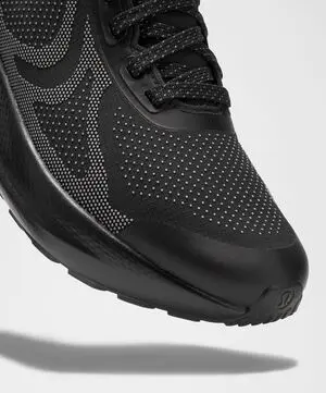 Lululemon Beyondfeel Waterproof Running Shoe - Black/black/white