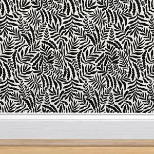 Spoonflower Black And White Tropical Leaves Small Scale 100% Natural Sisal Grasscloth Wallcovering - Black,white