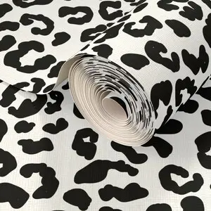 Spoonflower Leopard Cheetah Black And White 100% Natural Sisal Grasscloth Wallcovering - Black,white