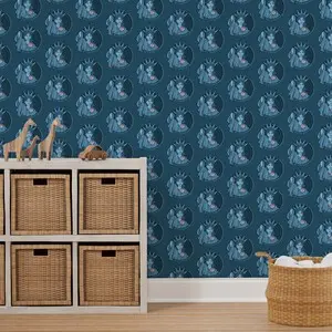 Spoonflower New York Patriotic Usa Vote Election Statue Of Traditional Wallpaper - Blue