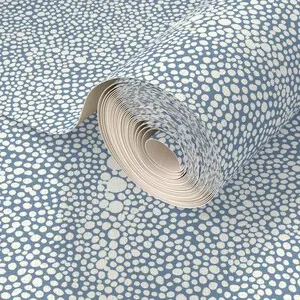 Spoonflower Shagreen Holly On 100% Natural Sisal Grasscloth Wallcovering - White