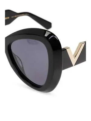 Valentino Garavani Vlogo Signature Sunglasses