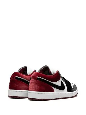 JORDAN 1 Low Se Velvet Sneakers - Red