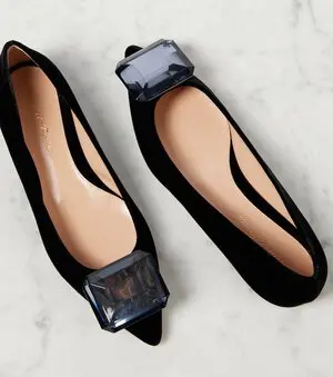 GIANVITO ROSSI Velvet Ballet Flats - Black