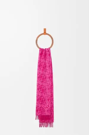Loewe Anagram Scarf In Wool And Cashmere - Fuchsia