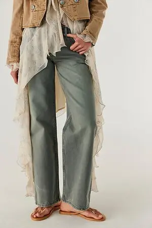 Free People We The Free Tennessee Low-rise Boyfriend Jeans - Pine