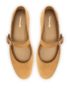 Larroude Verona Flats - Peanut