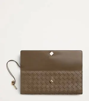 Bottega Veneta Medium Andiamo Clutch Bag - Brown