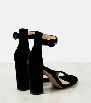 GIANVITO ROSSI Gaeta 95 Velvet Sandals - Black