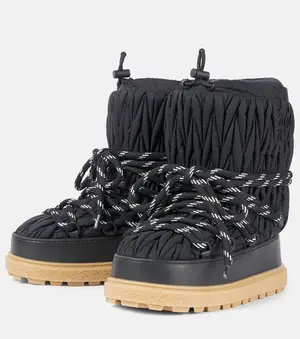 Miu Miu Logo Matelasse Snow Boots