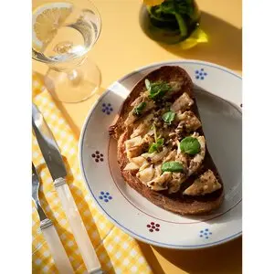 SEA SISTERS Cornish Hake With Seaweed And Butter Tinned Fish 110g