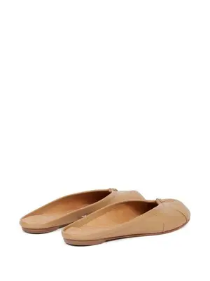 MAISON MARGIELA Tabi Mules - Brown