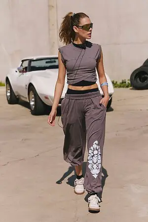 Free People Hot Shot Logo Crossover Set - Dark Shadow Combo