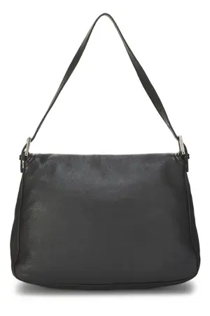 Fendi Grained Leather Mama Bag With Ff Buckle - Black