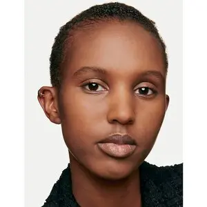 Chanel Ultra Le Teint Velvet Blurring Smooth-effect Foundation Velvet Matte Finish 30ml - Bd121