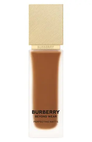 Burberry Beyond Wear Perfecting Matte Foundation - 130 Deep Warm