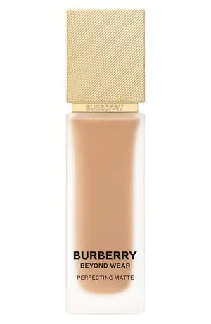 Burberry Beyond Wear Perfecting Matte Foundation - 85 Medium Neutral