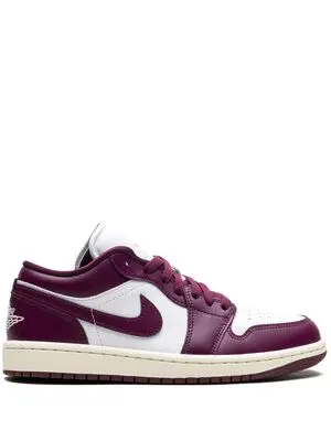 JORDAN 1 Low Sneakers - Purple