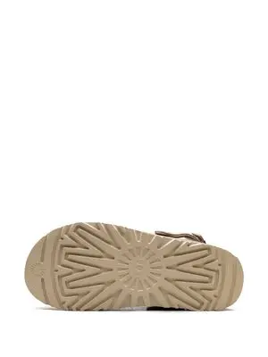 UGG Goldenstar Clogs - Neutrals