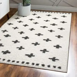 JONATHAN Y Cristo Berber Geometric Shag Area Rug - White/gray