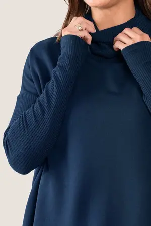 JJWINKS Light Hug® Bra-free Fleece Turtleneck - Navy