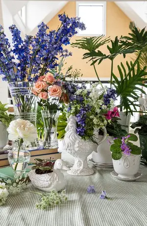 JULISKA Ella 14-inch Corset Vase