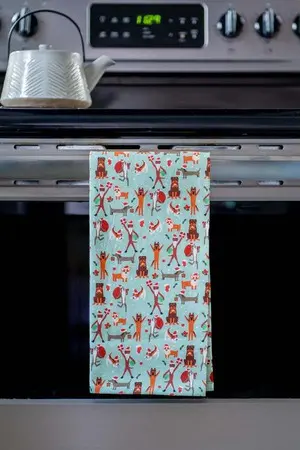 PUPPINGTON Dog Kitchen Towels - Santa Paws & Candy Canines
