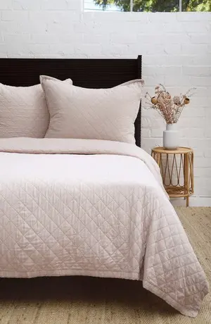 POM POM AT HOME Monaco 300-thread Count Sateen Coverlet - Sand