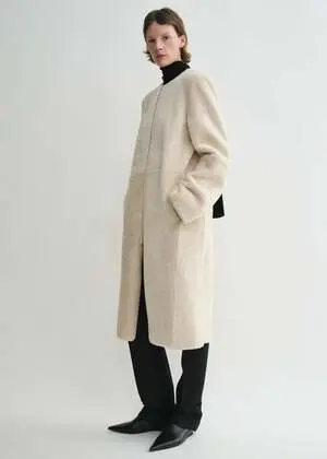 TOTEME Zipped Teddy Shearling Coat