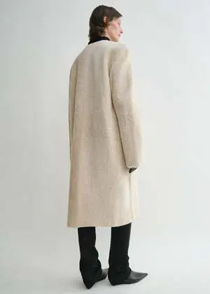 TOTEME Zipped Teddy Shearling Coat