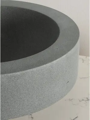 LOUISE ROE 09 Gallery Object Basalt Bowl - Gray