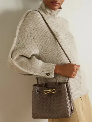 Bottega Veneta Andiamo Small Intrecciato Leather Tote - Brown