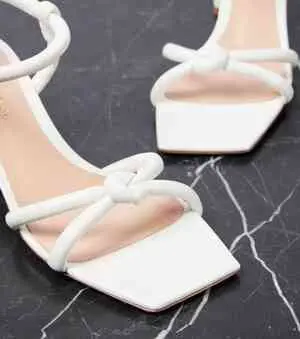 GIANVITO ROSSI Leather Sandals