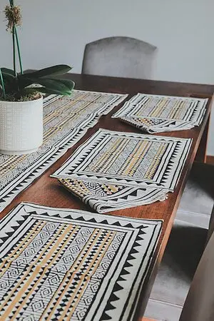 BE DEVA Table Set In Geometric