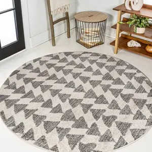 JONATHAN Y Aisha Moroccan Triangle Geometric Round Area Rug - Cream/gray