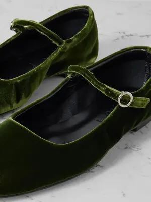 AeydĒ Uma Velvet Mary Jane Ballet Flats