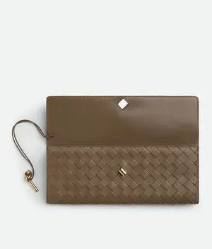 Bottega Veneta Intrecciato Leather Andiamo Clutch - Pinecone