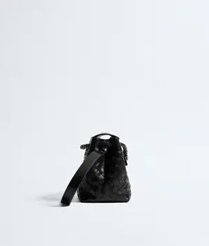 Bottega Veneta Small Andiamo Messenger - Black