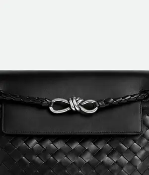 Bottega Veneta Small Andiamo Messenger - Black