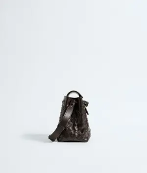 Bottega Veneta Small Andiamo Messenger Bag - Fondant