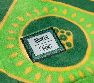 LUG 78 X 59 Oversized Extra Plush Wickedthrow Blanket