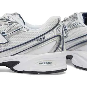 NEW BALANCE U740wn2 Sneakers
