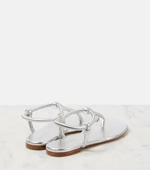 GIANVITO ROSSI Juno Metallic Leather Thong Sandals - Silver