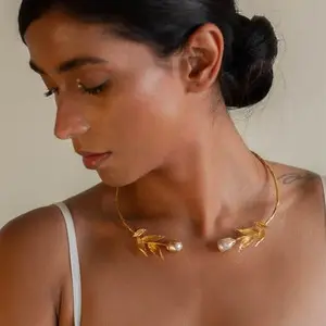 DHWANI BANSAL Dhwani Bhansal Reva Choker - Gold Plated