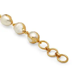 DHWANI BANSAL Luna Pearl Bracelet